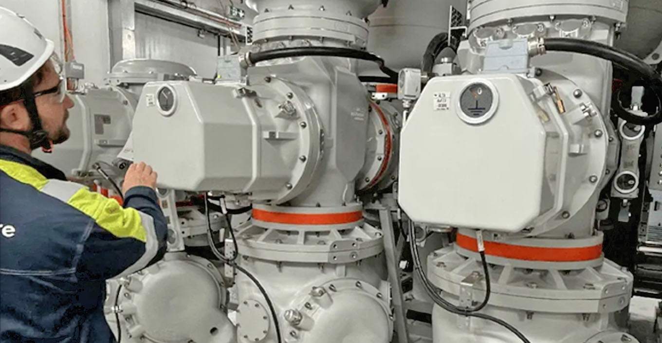 Topside Services | Custom Solutions for Offshore Assets | OEG